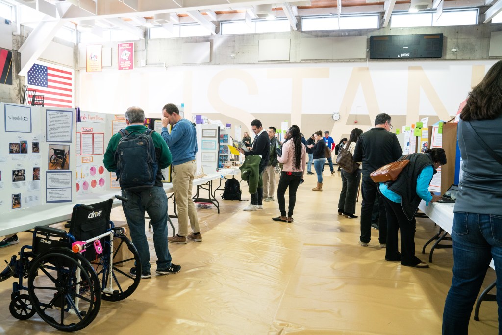 Science Fair Judge Volunteers - Bay Area LEEDS